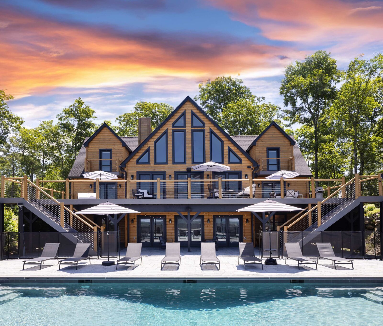 Lotus Lodge - Red Cottage